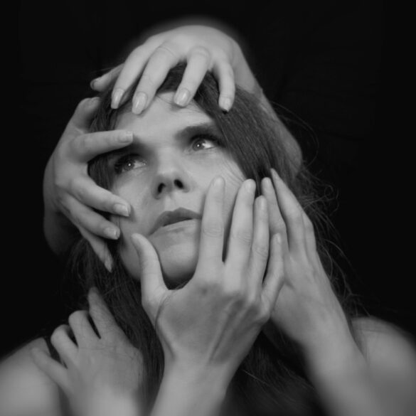 Michele Stodart – Invitation (Album Review) - KLOF Mag