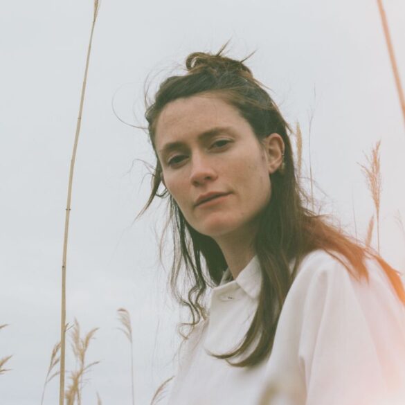 Rachel Sermanni shares new single & video ‘Killer Line’ - KLOF Mag