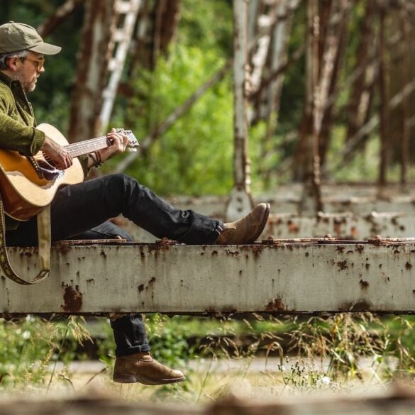 Interview: Alexander Ellis – Our Man In The Field - KLOF Mag