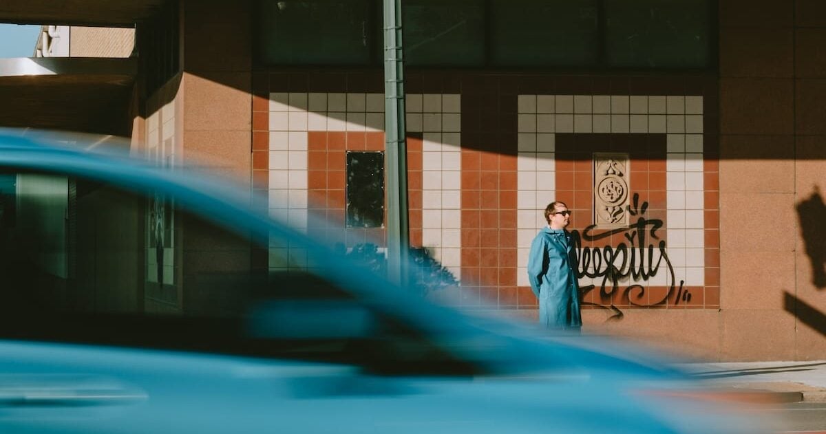Chris Staples shares new single/video “A Cold New York Morning” - KLOF Mag