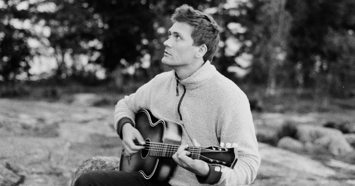 Merlyn Driver shares new single ‘Cururu’ - KLOF Mag