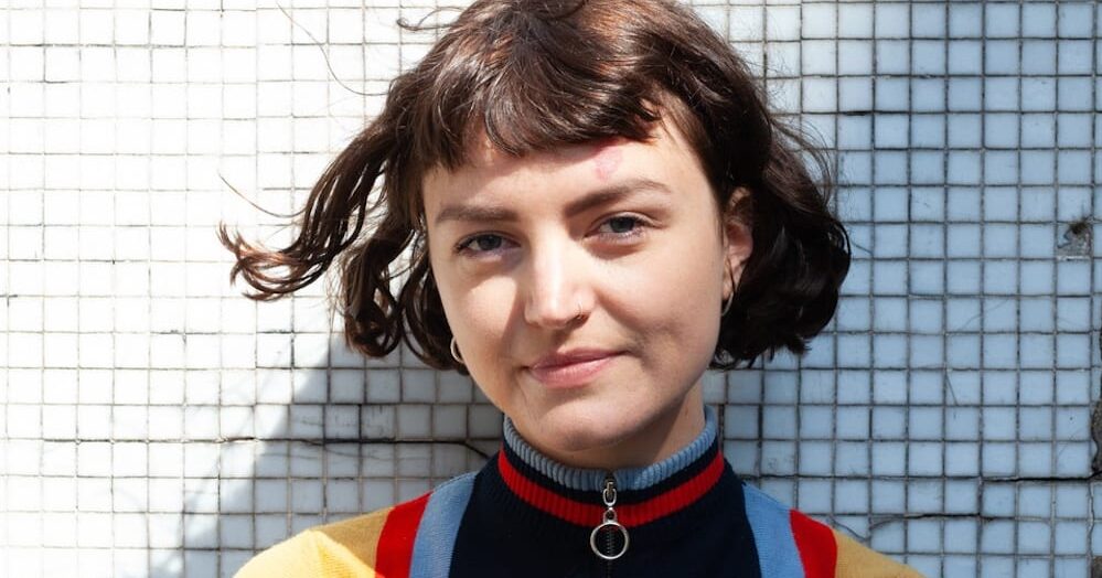 Lande Hekt shares new single/video ‘Favourite Pair Of Shoes’ - KLOF Mag