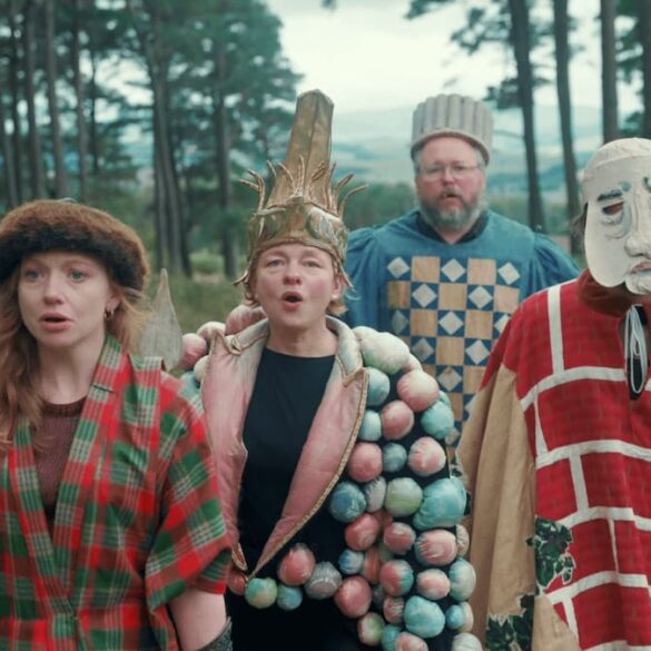 Hen Ogledd share psychedelic video for new single “Clara” - KLOF Mag