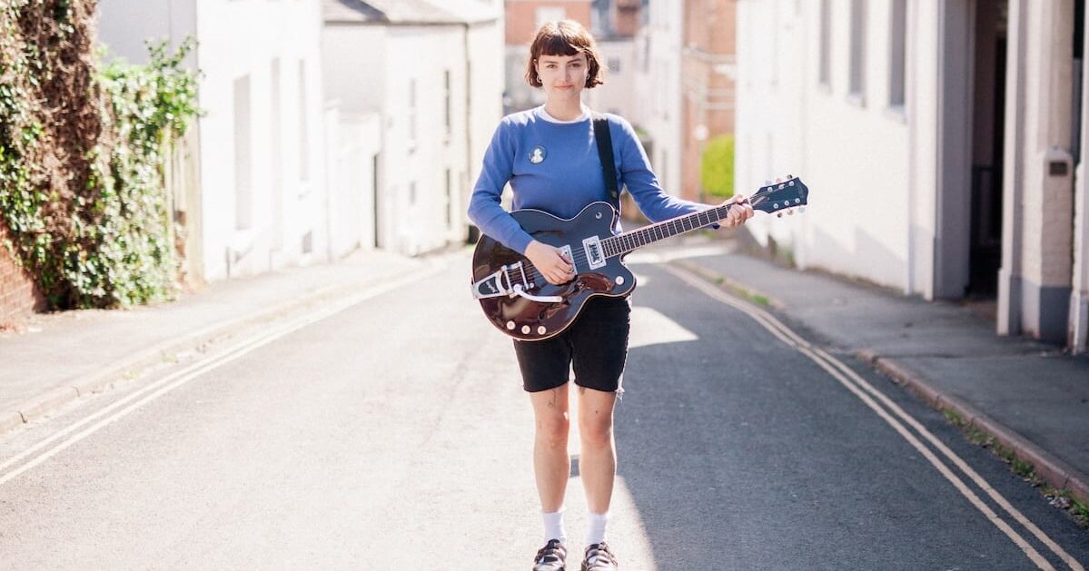 Lande Hekt shares new single & video ‘Lucky Now’ - KLOF Mag