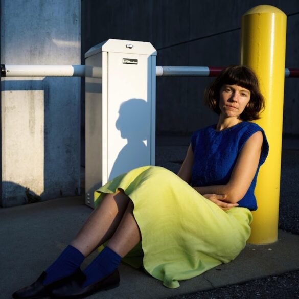 Natalie Jane Hill announces new album ‘Hopeful Woman’, and shares ...